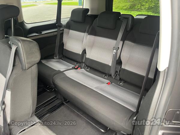 Grey Citroen space-tourer 2020 in Tallinn, with an engine capacity of 1.50 L and mileage of 142 thousand km for 19900 €, photo 8 on AUTOMOTO.COM.LV