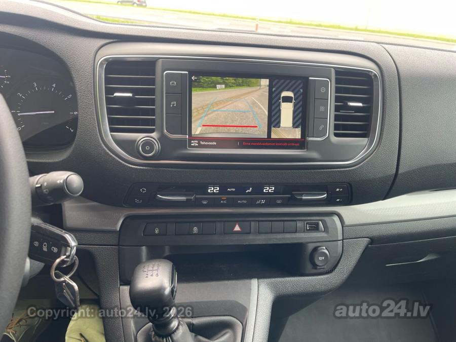 Pelēks Citroen space-tourer 2020 Tallina, ar dzinēja tilpumu 1.50 L un nobraukumu 142 tūkst. km par 19900 €, foto 12 vietnē AUTOMOTO.COM.LV
