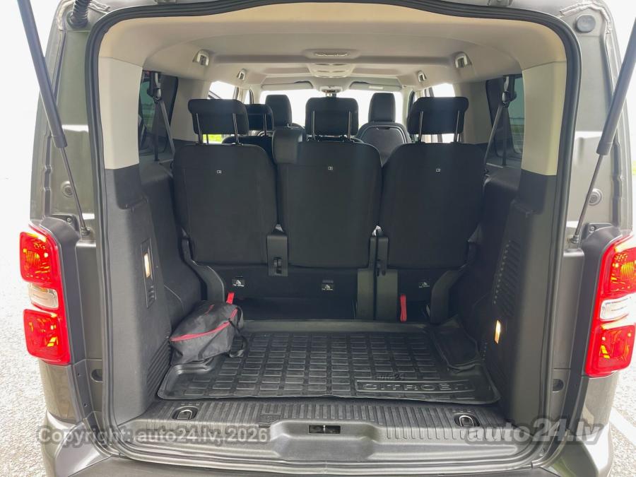 Pelēks Citroen space-tourer 2020 Tallina, ar dzinēja tilpumu 1.50 L un nobraukumu 142 tūkst. km par 19900 €, foto 15 vietnē AUTOMOTO.COM.LV