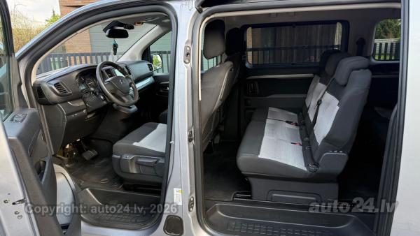 Pelēks Citroen space-tourer 2021 Tallina, ar dzinēja tilpumu 2.00 L un nobraukumu 117 tūkst. km par 24900 €, foto 5 vietnē AUTOMOTO.COM.LV