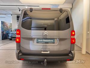 Grey Citroen space-tourer 2021 in Tallinn, with an engine capacity of 2.00 L and mileage of 144 thousand km for 18900 €, photo 6 on AUTOMOTO.COM.LV