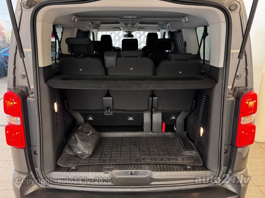 Grey Citroen space-tourer 2021 in Tallinn, with an engine capacity of 2.00 L and mileage of 144 thousand km for 18900 €, photo 8 on AUTOMOTO.COM.LV