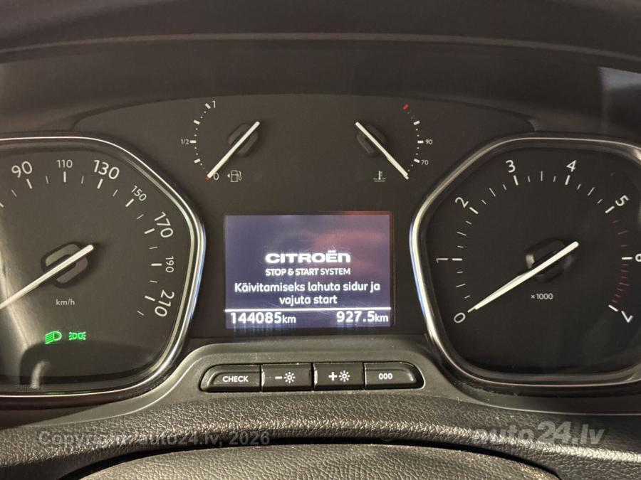Grey Citroen space-tourer 2021 in Tallinn, with an engine capacity of 2.00 L and mileage of 144 thousand km for 18900 €, photo 19 on AUTOMOTO.COM.LV