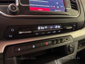 Pelēks Citroen space-tourer 2021 Tallina, ar dzinēja tilpumu 2.00 L un nobraukumu 153 tūkst. km par 18900 €, foto 12 vietnē AUTOMOTO.COM.LV