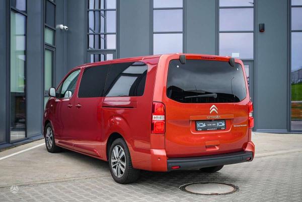 Ситроен Space Tourer 2018 в Каунас на AUTOMOTO.COM.LV Оранжевый Ситроен Space Tourer 2018 в Каунас, объемом двигателя 2.00 л и пробегом 290 тыс. км за 19150 €, фото 10 на AUTOMOTO.COM.LV