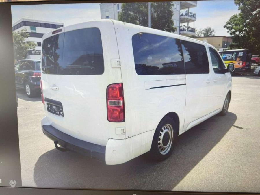Balts Citroen space-tourer 2018 Marijampole, ar dzinēja tilpumu 2.00 L un nobraukumu 212 tūkst. km par 9000 €, foto 9 vietnē AUTOMOTO.COM.LV