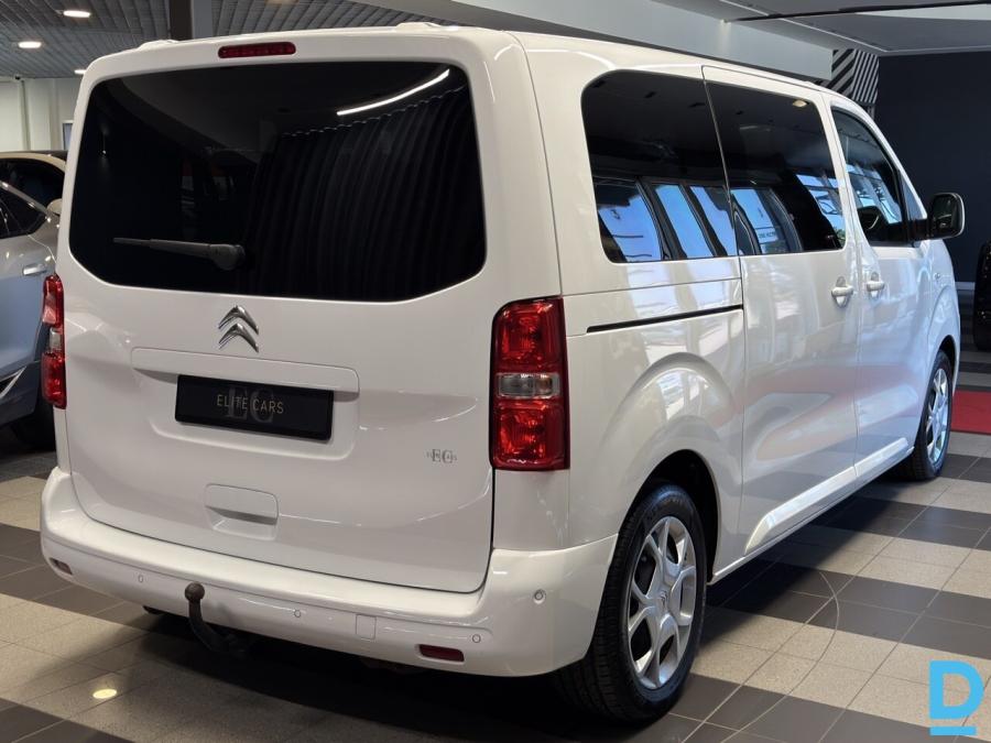 White Citroen space-tourer 2021 in Marupe, with an engine capacity of 0.00 L and mileage of 49 thousand km for 26990 €, photo 3 on AUTOMOTO.COM.LV