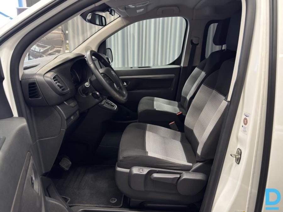 White Citroen space-tourer 2021 in Marupe, with an engine capacity of 0.00 L and mileage of 49 thousand km for 26990 €, photo 8 on AUTOMOTO.COM.LV