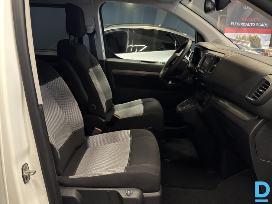 White Citroen space-tourer 2021 in Marupe, with an engine capacity of 0.00 L and mileage of 49 thousand km for 26990 €, photo 10 on AUTOMOTO.COM.LV