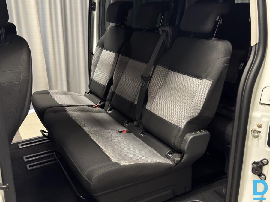 White Citroen space-tourer 2021 in Marupe, with an engine capacity of 0.00 L and mileage of 49 thousand km for 26990 €, photo 11 on AUTOMOTO.COM.LV