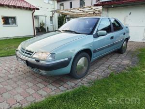 Zils Citroen Xantia 2000 Rīga, ar dzinēja tilpumu 2.00 L un nobraukumu 190 tūkst. km par 2500 €, foto  vietnē AUTOMOTO.COM.LV