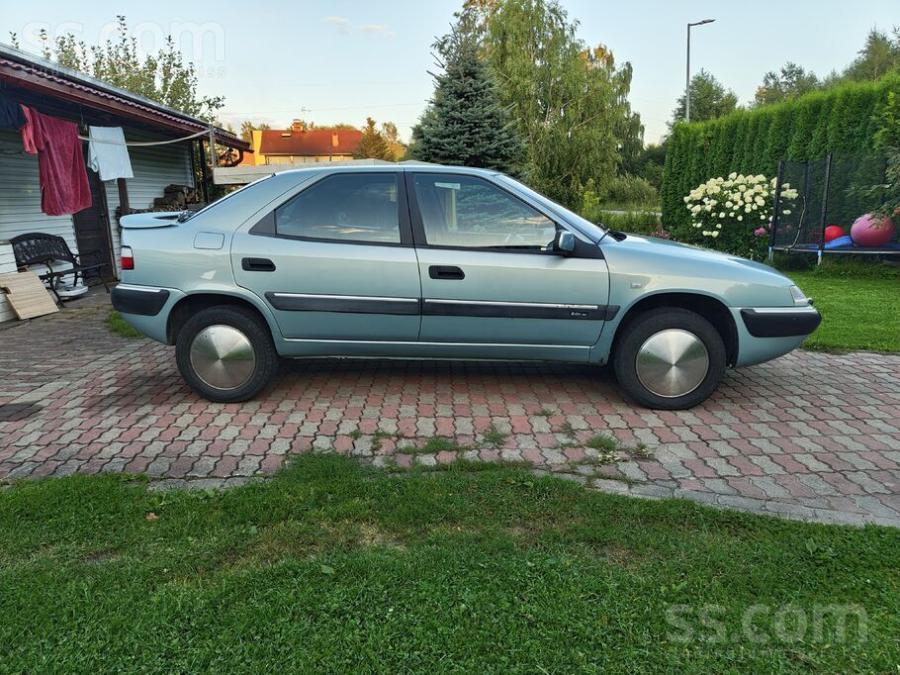Zils Citroen Xantia 2000 Rīga, ar dzinēja tilpumu 2.00 L un nobraukumu 190 tūkst. km par 2500 €, foto 8 vietnē AUTOMOTO.COM.LV