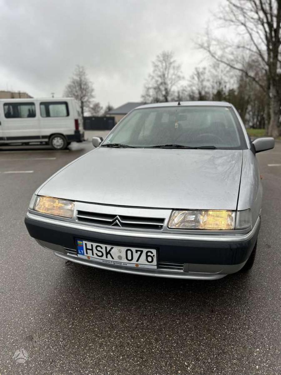 Pelēks Citroen Xantia 1996 Ukmergė, ar dzinēja tilpumu 2.00 L un nobraukumu 176 tūkst. km par 1650 €, foto 1 vietnē AUTOMOTO.COM.LV