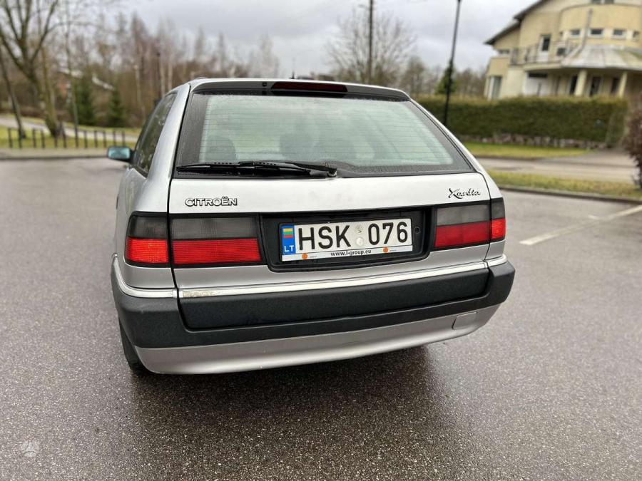 Pelēks Citroen Xantia 1996 Ukmergė, ar dzinēja tilpumu 2.00 L un nobraukumu 176 tūkst. km par 1650 €, foto 2 vietnē AUTOMOTO.COM.LV