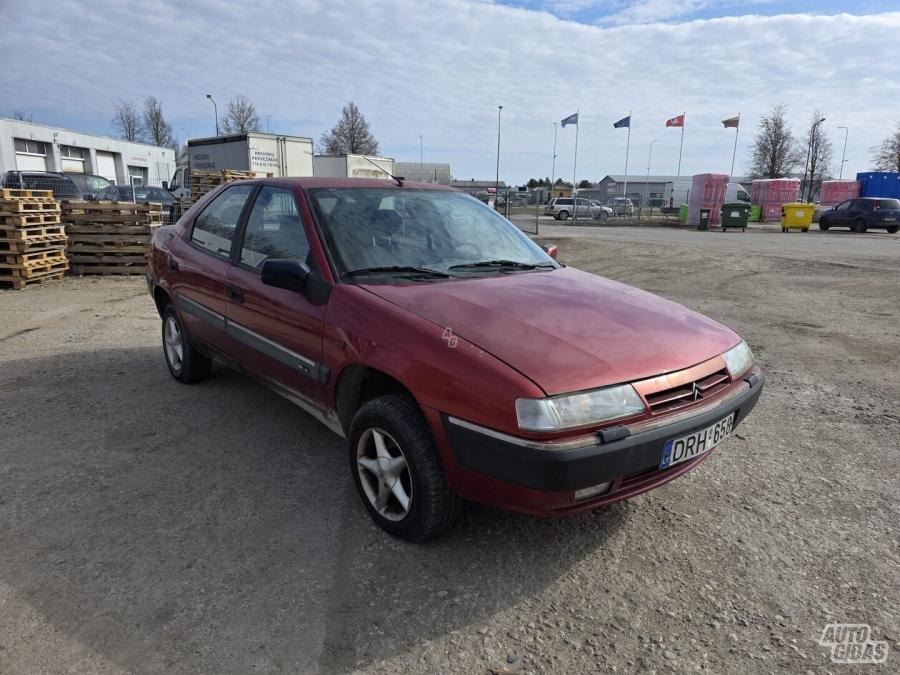 Citroen Xantia 1996 Šauļi, ar dzinēja tilpumu 1.80 L un nobraukumu 64 tūkst. km par 320 €, foto 3 vietnē AUTOMOTO.COM.LV