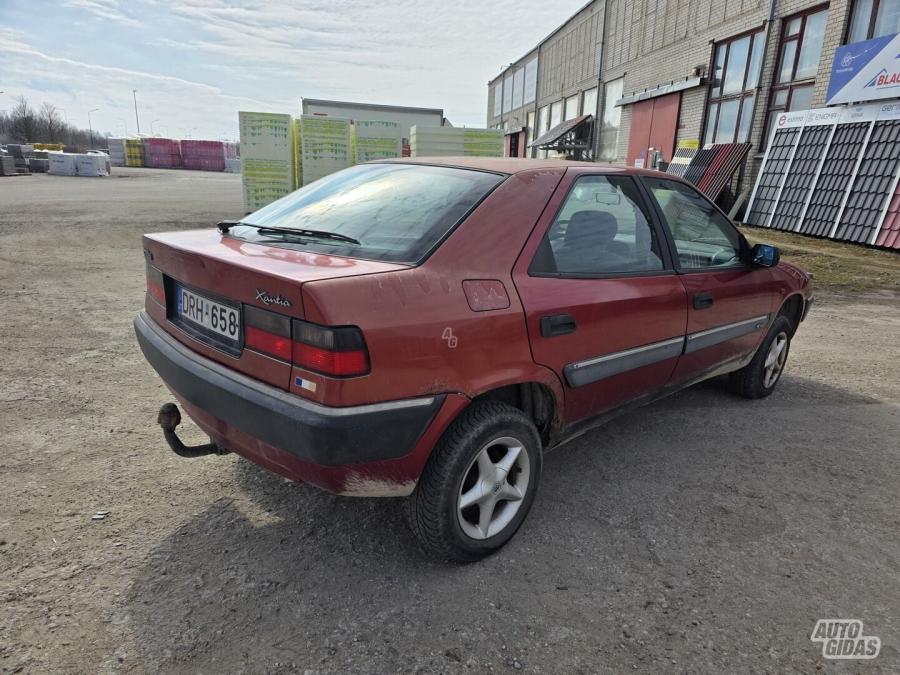 Citroen Xantia 1996 Šauļi, ar dzinēja tilpumu 1.80 L un nobraukumu 64 tūkst. km par 320 €, foto 4 vietnē AUTOMOTO.COM.LV