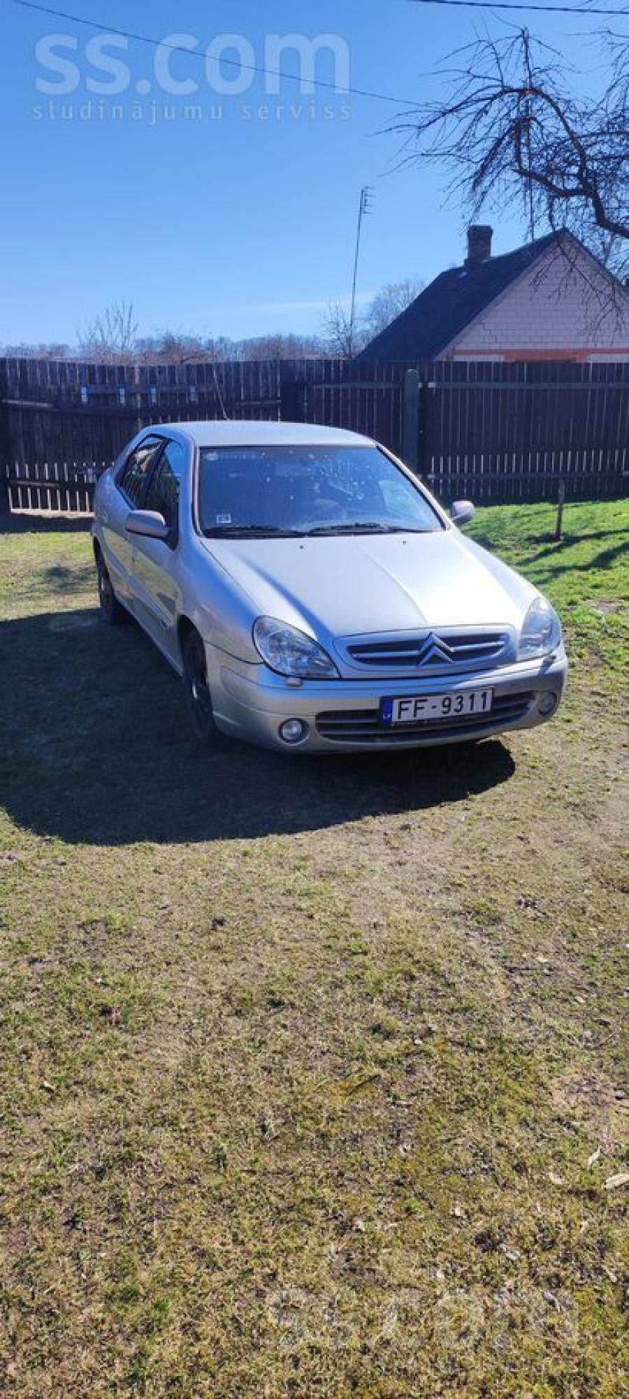 Grey Citroen Xsara 2004 in Jekabpils, with an engine capacity of 2.00 L and mileage of 197 thousand km for 350 €, photo 1 on AUTOMOTO.COM.LV