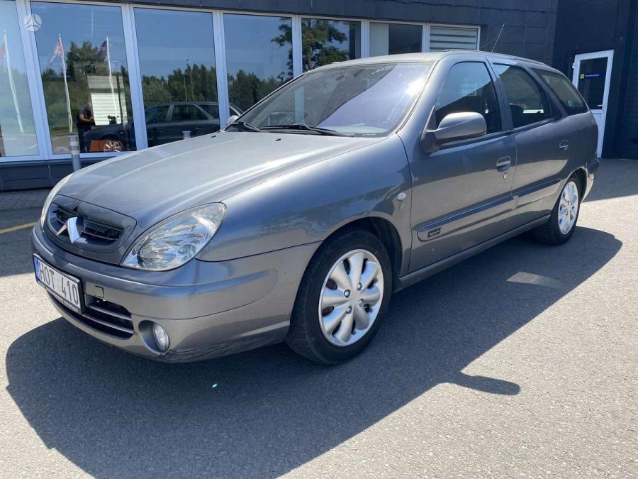 Grey Citroen Xsara 2004 in Panevezys, with an engine capacity of 1.40 L and mileage of 224 thousand km for 799 €, photo 1 on AUTOMOTO.COM.LV