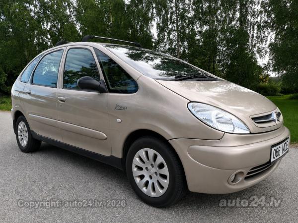 Smilšu krāsa Citroen xsara-picasso 2002 Tartu, ar dzinēja tilpumu 2.00 L un nobraukumu 220 tūkst. km par 890 €, foto 2 vietnē AUTOMOTO.COM.LV