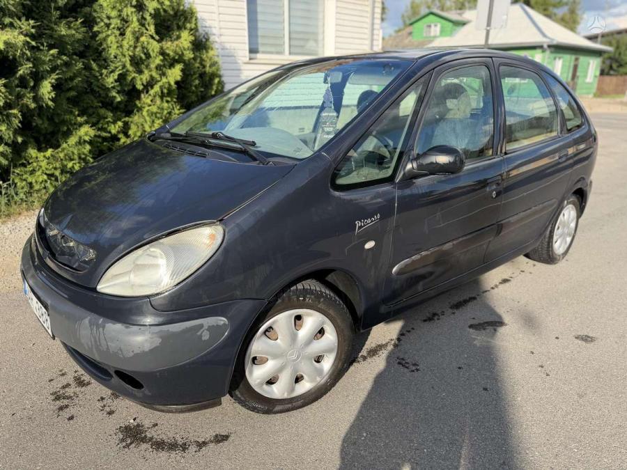 Black Citroen xsara-picasso 2000 in Kaunas, with an engine capacity of 1.75 L and mileage of 300 thousand km for 550 €, photo 3 on AUTOMOTO.COM.LV