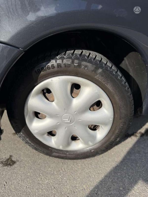 Melns Citroen xsara-picasso 2000 Kauņa, ar dzinēja tilpumu 1.75 L un nobraukumu 300 tūkst. km par 550 €, foto 3 vietnē AUTOMOTO.COM.LV