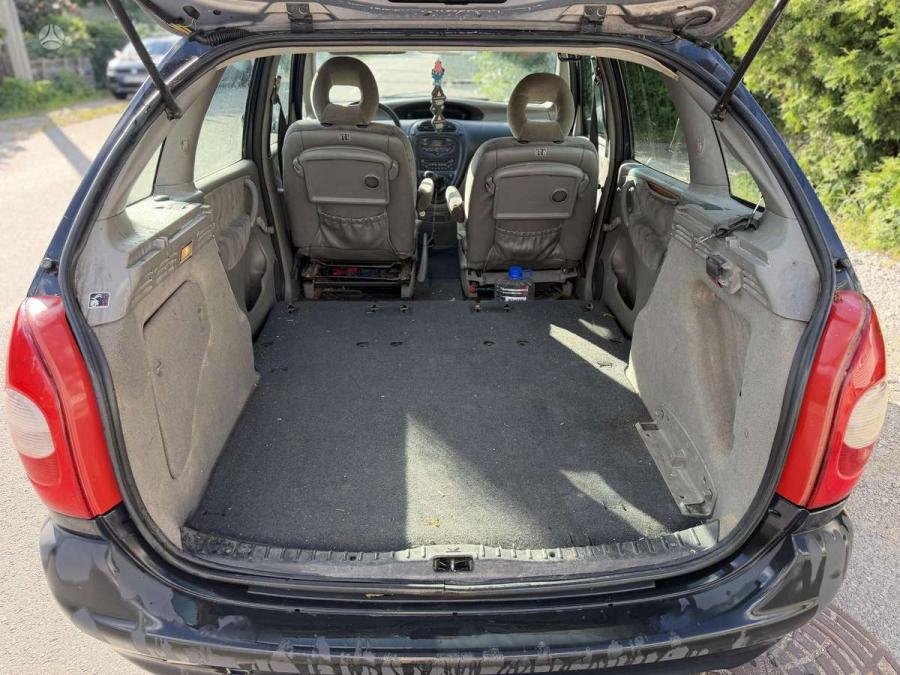 Black Citroen xsara-picasso 2000 in Kaunas, with an engine capacity of 1.75 L and mileage of 300 thousand km for 550 €, photo 11 on AUTOMOTO.COM.LV