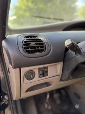 Black Citroen xsara-picasso 2000 in Kaunas, with an engine capacity of 1.75 L and mileage of 300 thousand km for 550 €, photo 13 on AUTOMOTO.COM.LV