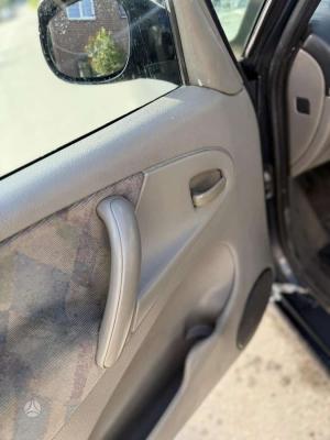 Black Citroen xsara-picasso 2000 in Kaunas, with an engine capacity of 1.75 L and mileage of 300 thousand km for 550 €, photo 17 on AUTOMOTO.COM.LV