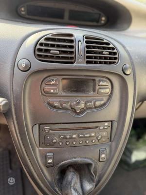 Black Citroen xsara-picasso 2000 in Kaunas, with an engine capacity of 1.75 L and mileage of 300 thousand km for 550 €, photo 18 on AUTOMOTO.COM.LV
