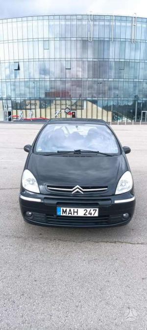 Melns Citroen xsara-picasso 2005 Šauļi, ar dzinēja tilpumu 1.80 L un nobraukumu 223 tūkst. km par 999 €, foto 3 vietnē AUTOMOTO.COM.LV