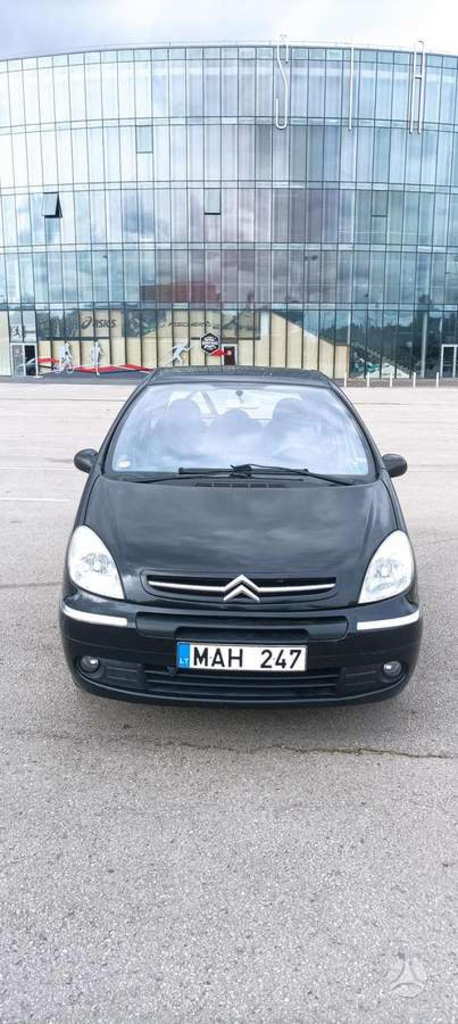 Melns Citroen xsara-picasso 2005 Šauļi, ar dzinēja tilpumu 1.80 L un nobraukumu 223 tūkst. km par 999 €, foto 3 vietnē AUTOMOTO.COM.LV