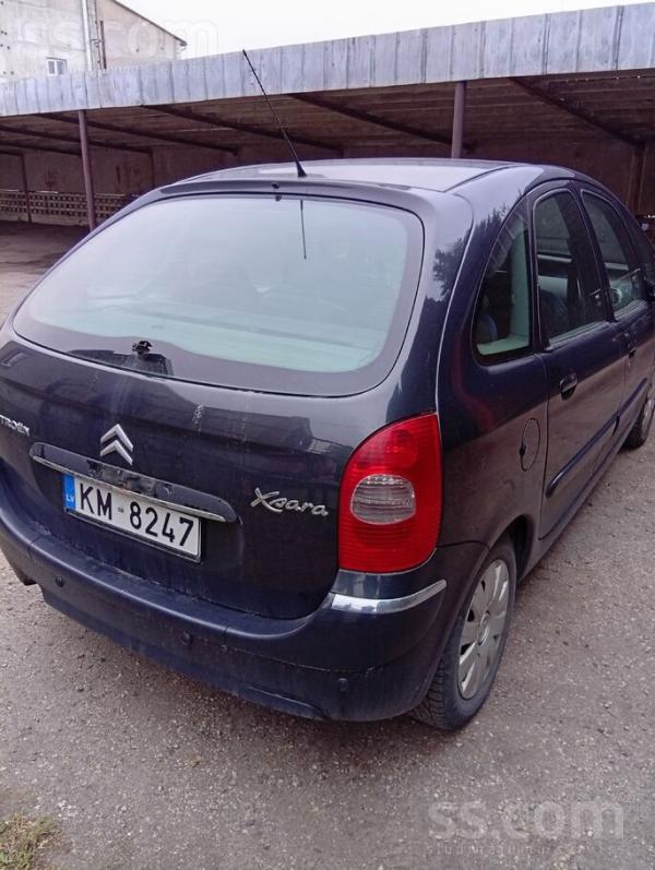 Zils Citroen xsara-picasso 2005 Bauska, ar dzinēja tilpumu 1.60 L un nobraukumu 208 tūkst. km par 480 €, foto 3 vietnē AUTOMOTO.COM.LV