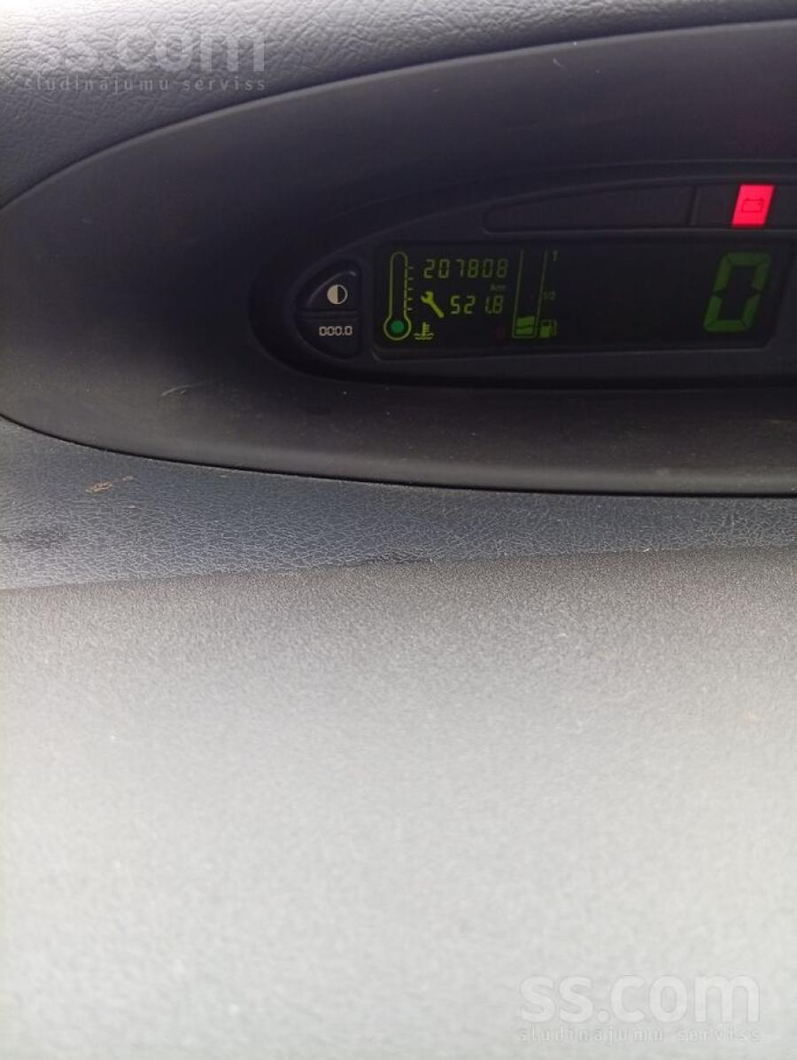 Blue Citroen xsara-picasso 2005 in Bauska, with an engine capacity of 1.60 L and mileage of 208 thousand km for 480 €, photo 10 on AUTOMOTO.COM.LV