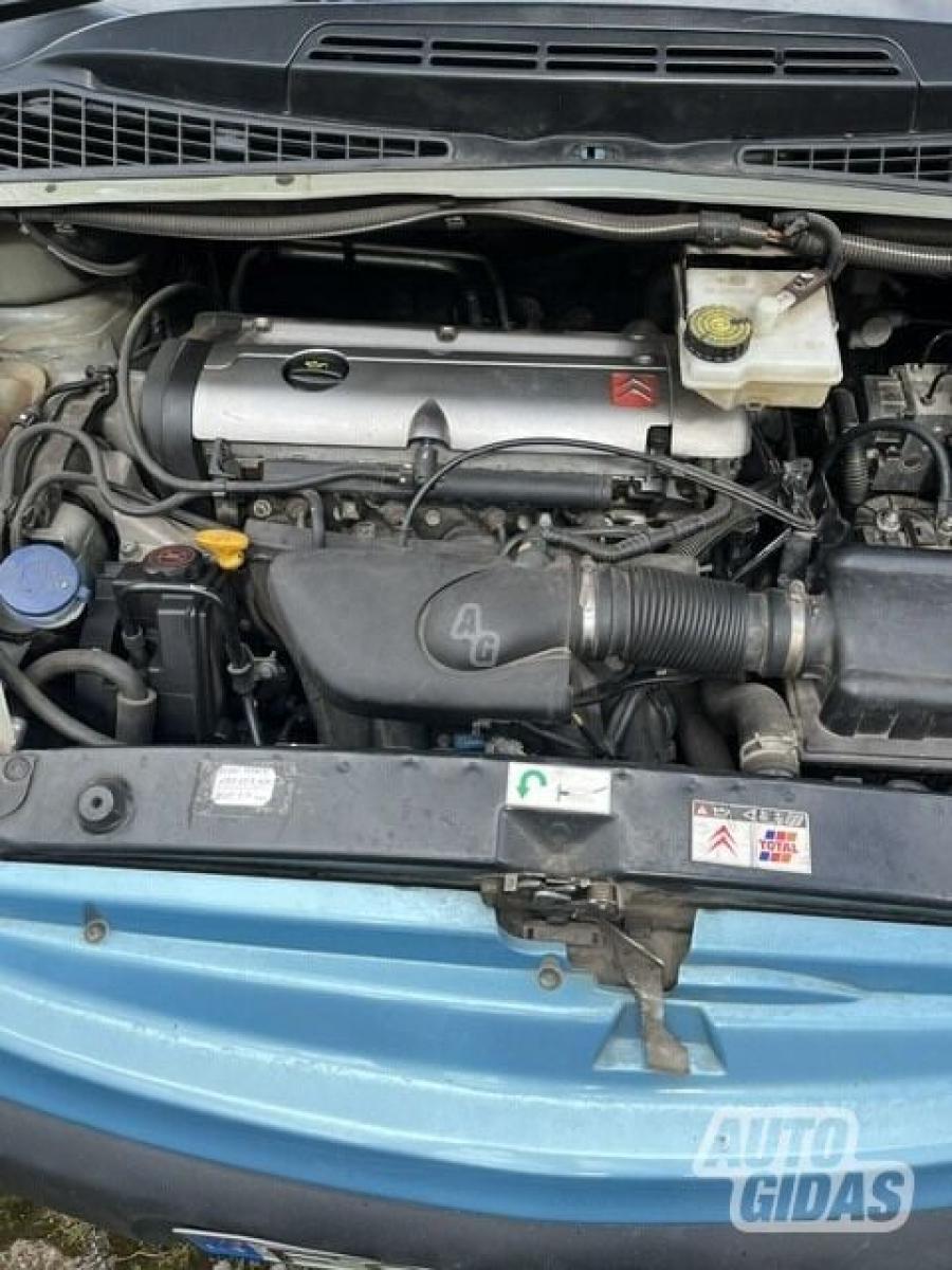 Zils Citroen xsara-picasso 2002 Anykščiai, ar dzinēja tilpumu 1.70 L un nobraukumu 180 tūkst. km par 900 €, foto 6 vietnē AUTOMOTO.COM.LV