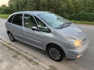 Zils Citroen xsara-picasso 2003 Joniškis, ar dzinēja tilpumu 2.00 L un nobraukumu 345 tūkst. km par 650 €, foto  vietnē AUTOMOTO.COM.LV