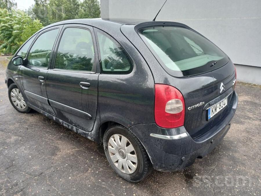 Zils Citroen xsara-picasso 2005 Bauska, ar dzinēja tilpumu 1.60 L un nobraukumu 230 tūkst. km par 650 €, foto 3 vietnē AUTOMOTO.COM.LV