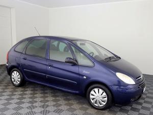 Blue Citroen xsara-picasso 2006 in Tallinn, with an engine capacity of 1.60 L and mileage of 199 thousand km for 399 €, photo  on AUTOMOTO.COM.LV