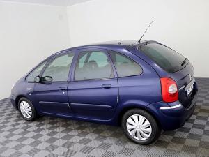 Blue Citroen xsara-picasso 2006 in Tallinn, with an engine capacity of 1.60 L and mileage of 199 thousand km for 399 €, photo 5 on AUTOMOTO.COM.LV