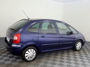 Blue Citroen xsara-picasso 2006 in Tallinn, with an engine capacity of 1.60 L and mileage of 199 thousand km for 399 €, photo 11 on AUTOMOTO.COM.LV