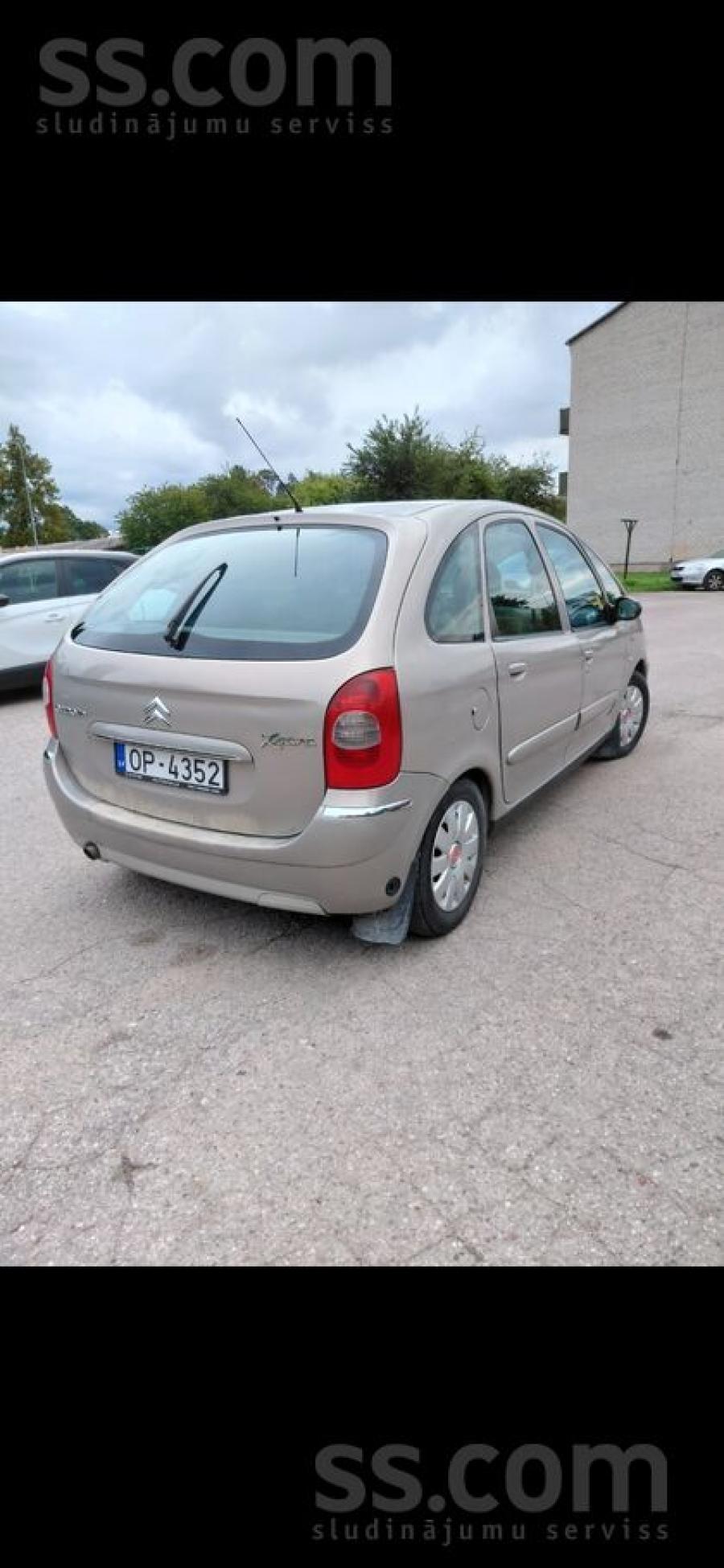 Brown Citroen xsara-picasso 2006 in Tukums, with an engine capacity of 1.60 L and mileage of 317 thousand km for 1350 €, photo 4 on AUTOMOTO.COM.LV