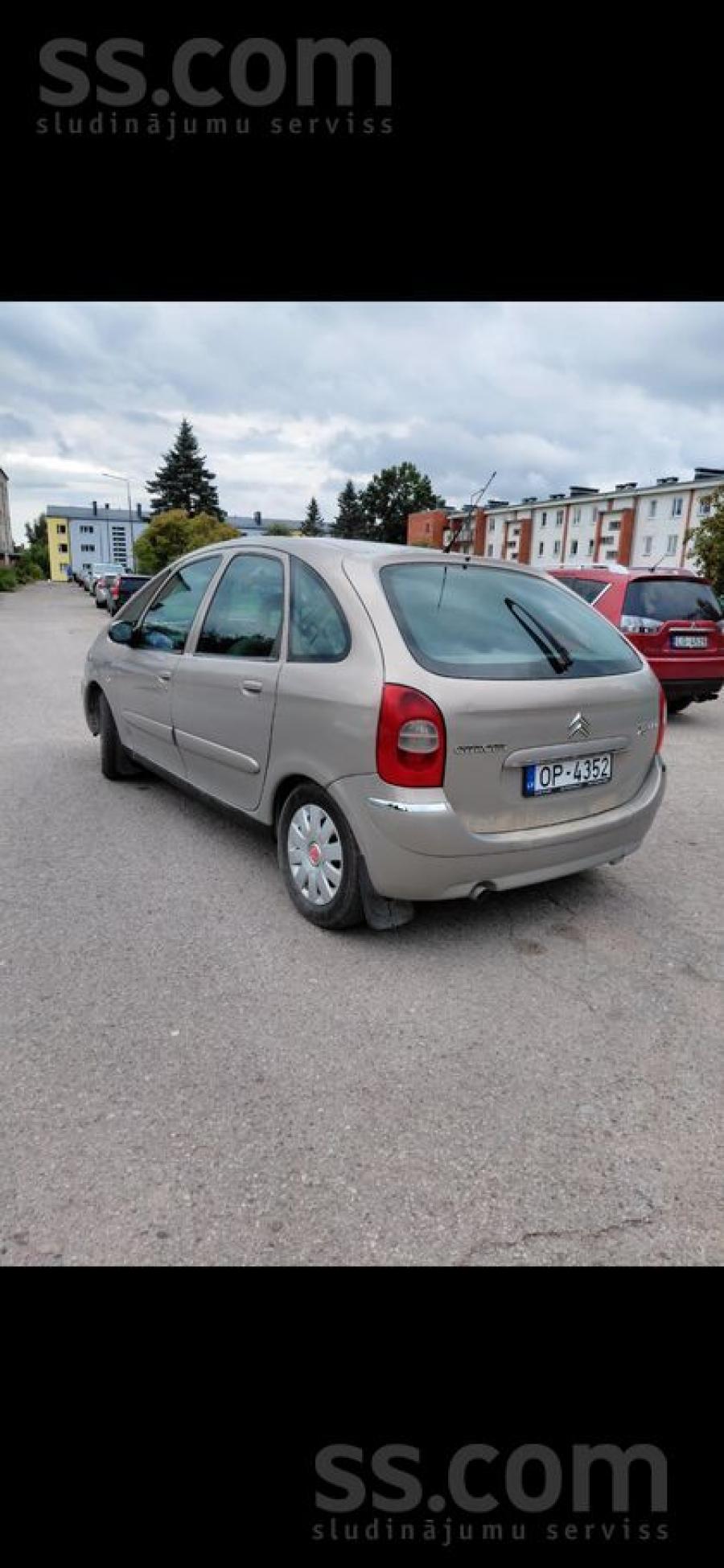 Brown Citroen xsara-picasso 2006 in Tukums, with an engine capacity of 1.60 L and mileage of 317 thousand km for 1350 €, photo 5 on AUTOMOTO.COM.LV