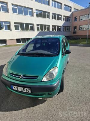 Зеленый Ситроен Ксара Пикассо 2000 в Рига, объемом двигателя 1.60 л и пробегом 0 тыс. км за 700 €, фото 3 на AUTOMOTO.COM.LV