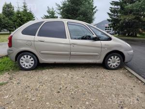 Grey Citroen xsara-picasso 2007 in Riga, with an engine capacity of 1.60 L and mileage of 354 thousand km for 600 €, photo 5 on AUTOMOTO.COM.LV