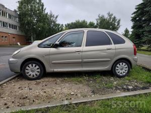 Grey Citroen xsara-picasso 2007 in Riga, with an engine capacity of 1.60 L and mileage of 354 thousand km for 600 €, photo 6 on AUTOMOTO.COM.LV