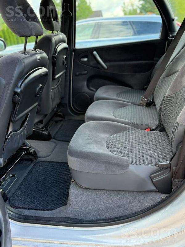Pelēks Citroen xsara-picasso 2008 Jelgava, ar dzinēja tilpumu 1.60 L un nobraukumu 280 tūkst. km par 1950 €, foto 9 vietnē AUTOMOTO.COM.LV