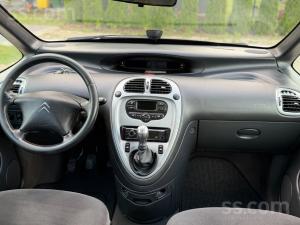 Pelēks Citroen xsara-picasso 2008 Jelgava, ar dzinēja tilpumu 1.60 L un nobraukumu 280 tūkst. km par 1950 €, foto 11 vietnē AUTOMOTO.COM.LV