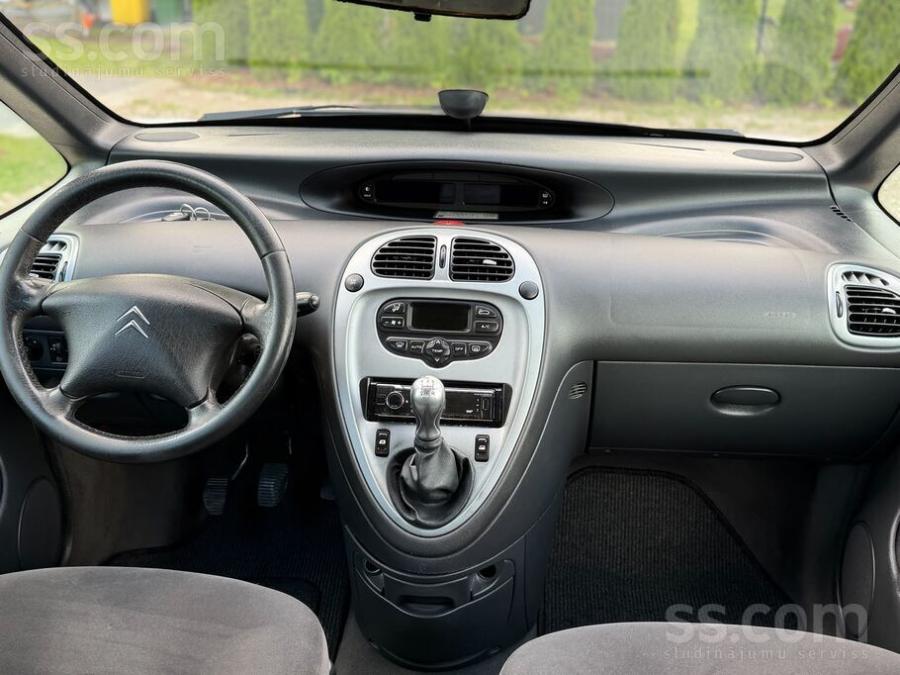 Pelēks Citroen xsara-picasso 2008 Jelgava, ar dzinēja tilpumu 1.60 L un nobraukumu 280 tūkst. km par 1950 €, foto 11 vietnē AUTOMOTO.COM.LV