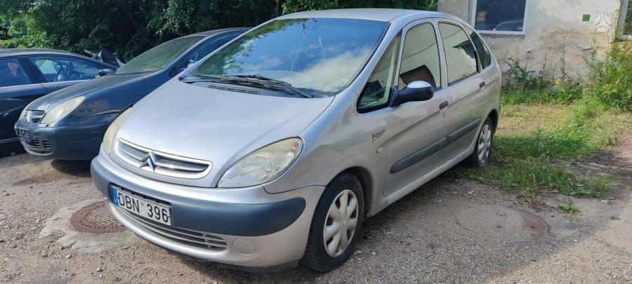 Grey Citroen xsara-picasso 2000 in Vilnius, with an engine capacity of 2.00 L and mileage of 395 thousand km for 600 €, photo 3 on AUTOMOTO.COM.LV