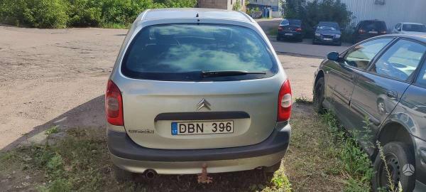 Grey Citroen xsara-picasso 2000 in Vilnius, with an engine capacity of 2.00 L and mileage of 395 thousand km for 600 €, photo 5 on AUTOMOTO.COM.LV