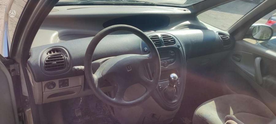 Grey Citroen xsara-picasso 2000 in Vilnius, with an engine capacity of 2.00 L and mileage of 395 thousand km for 600 €, photo 15 on AUTOMOTO.COM.LV